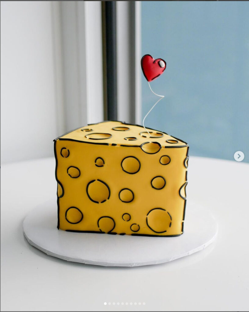 30+ Stunning comic theme cakes you can't miss - mommyandmecreatives